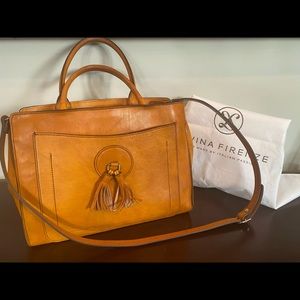 divina Firenze - Poshmark